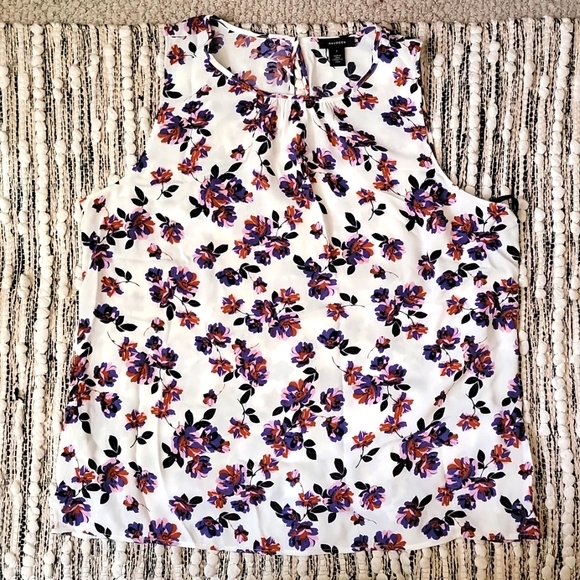Halogen | Tops | Nwt Halogen Floral Tank | Poshmark
